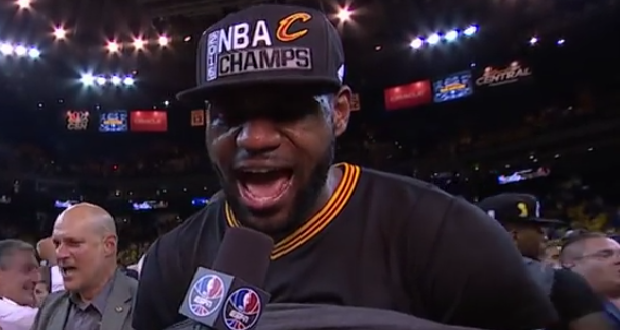 LeBron James élu athlète de l'année : pour un cyborg, c'est la moindre ...