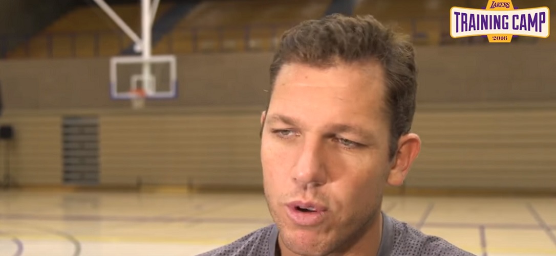 Luke Walton ne veut pas brûler les étapes : c'est pas demain que les ...
