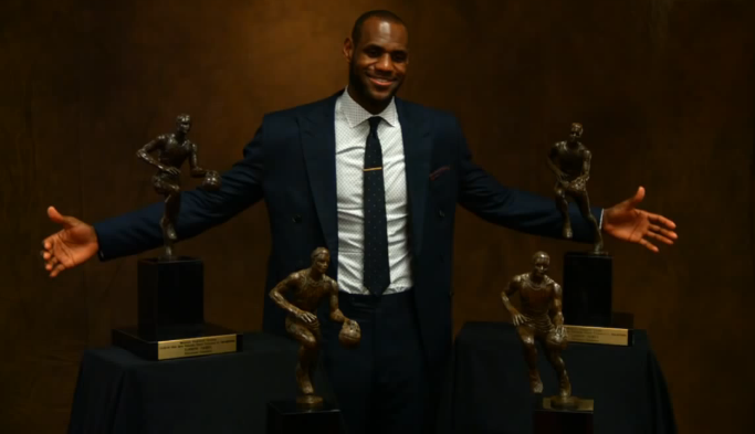 LeBron James, annoncé MVP de la saison 2017-18 par les GM de la NBA ...