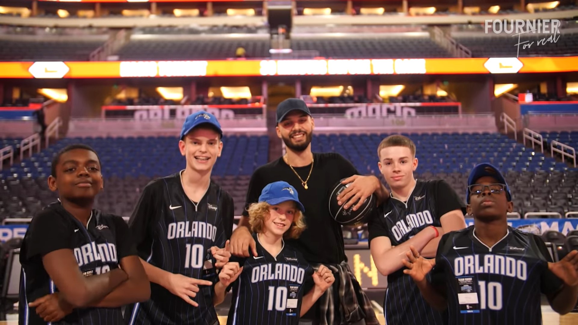 Fournier For Real - Episode 6 : quand Evan invite des jeunes de son ...