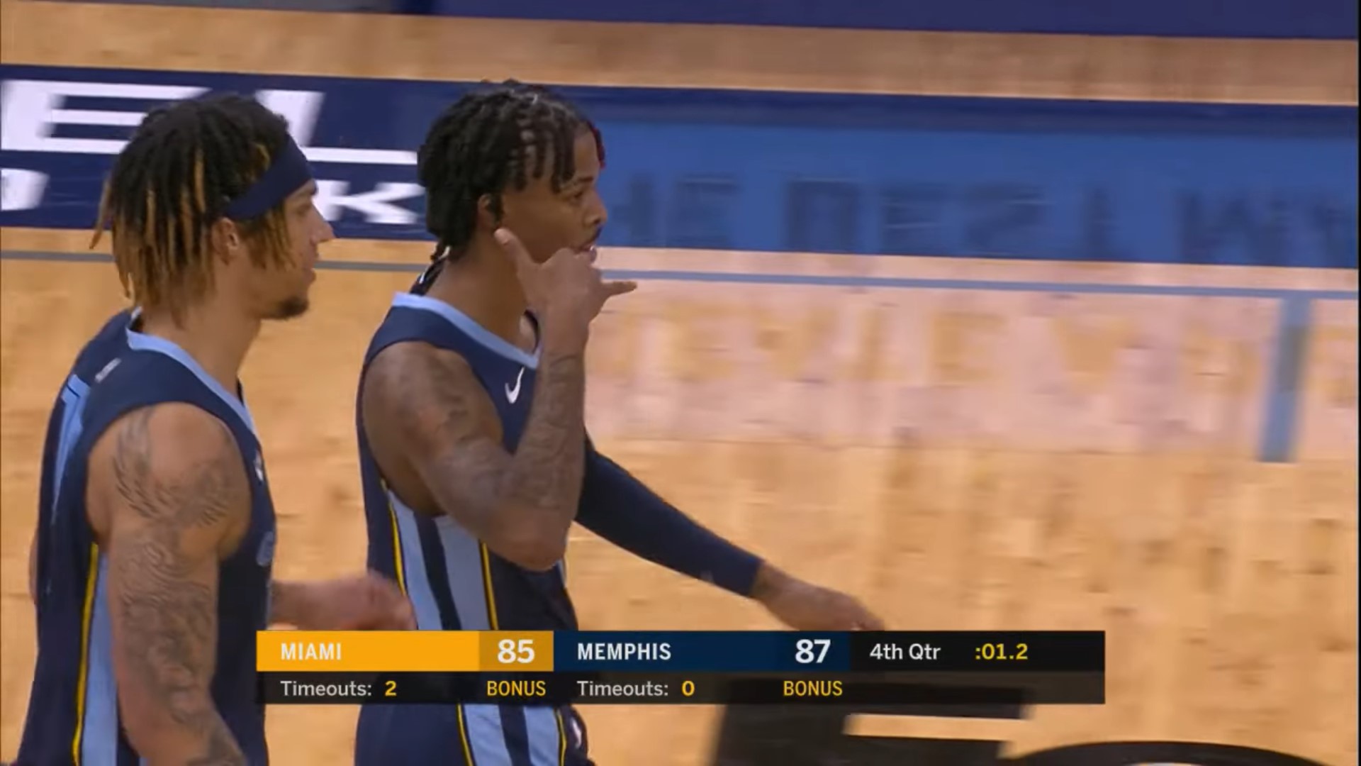 Ja Morant est un killer : game winner sur la tête de Jimmy Butler, pas ...