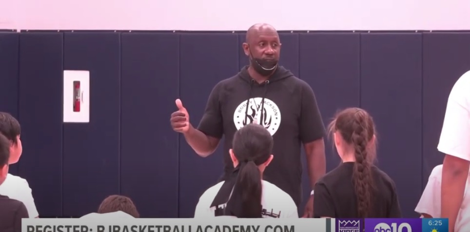 Bobby Jackson est le nouveau coach des Kings… de Stockton : la fanbase ...