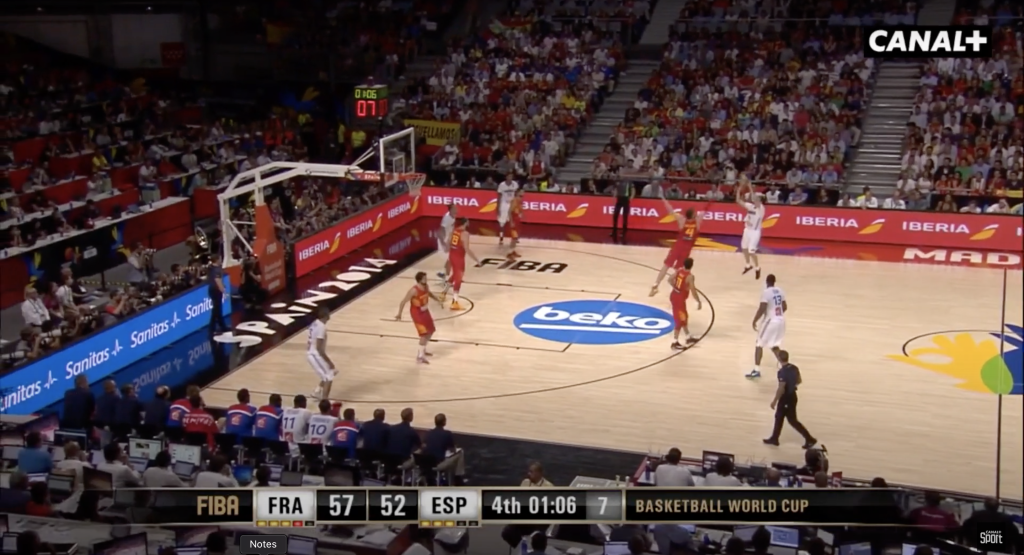 Le gros shoot de Thomas Heurtel, qui a donné son short à David Cozette