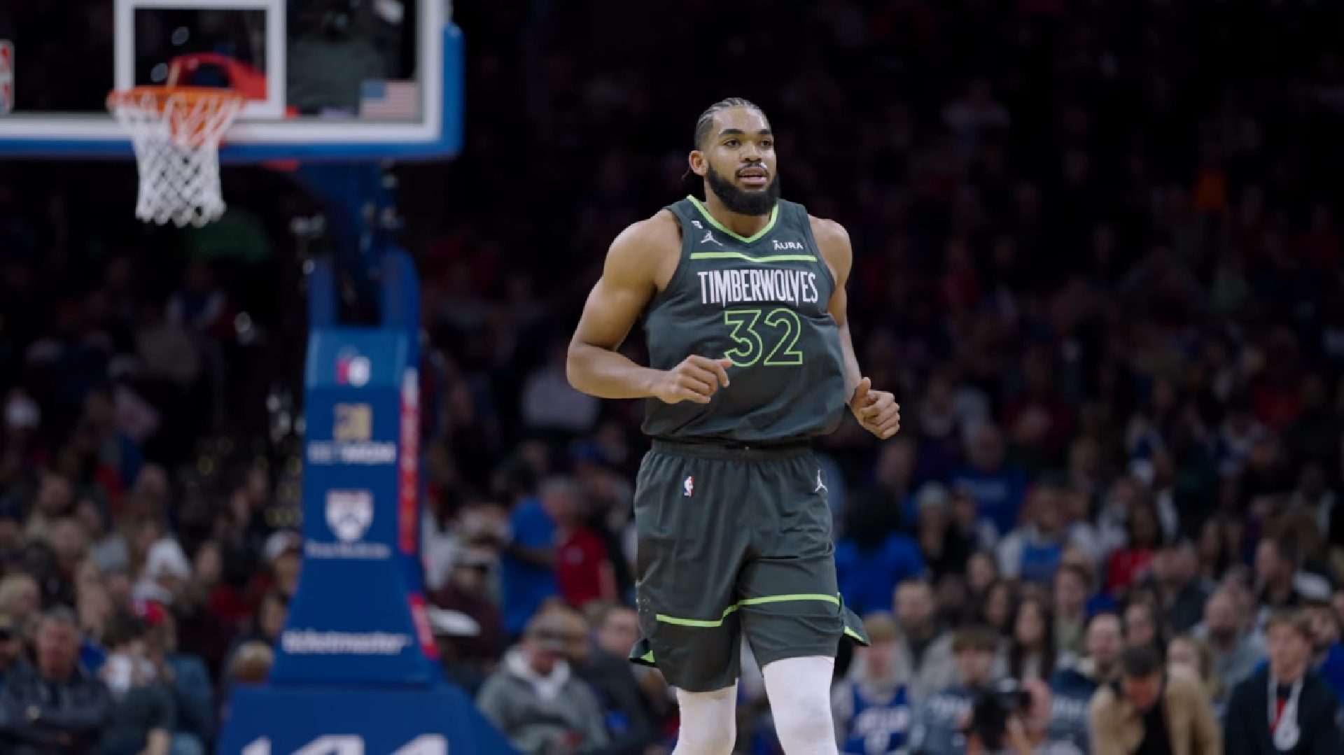 Karl-Anthony Towns utilisé en sortie de banc au moment de son retour