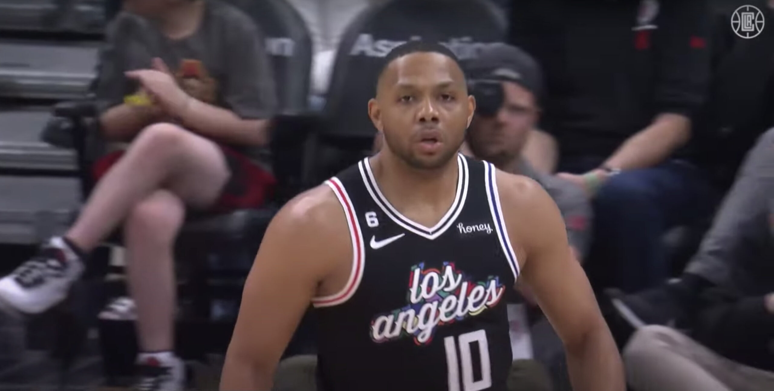 Laissé libre par les Clippers, Eric Gordon rejoint l'armada des Suns