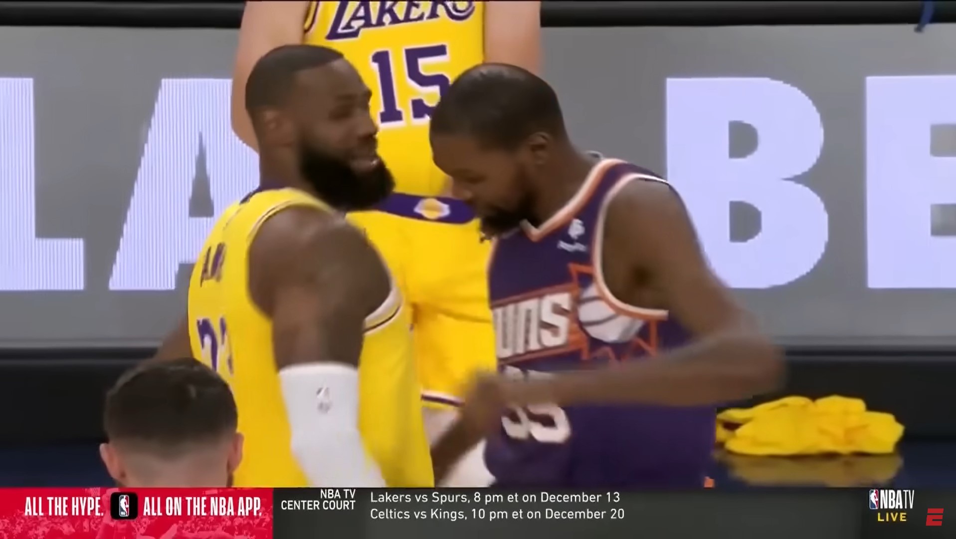 Vidéo : les highlights du duel LeBron James vs Kevin Durant