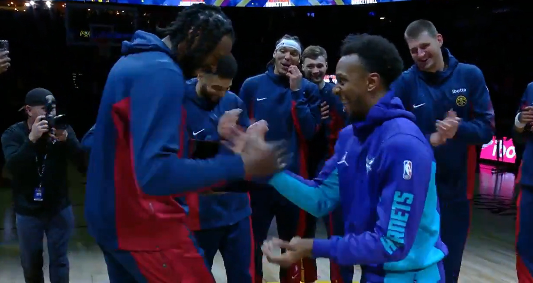 Ish Smith a enfin sa bague de champion NBA