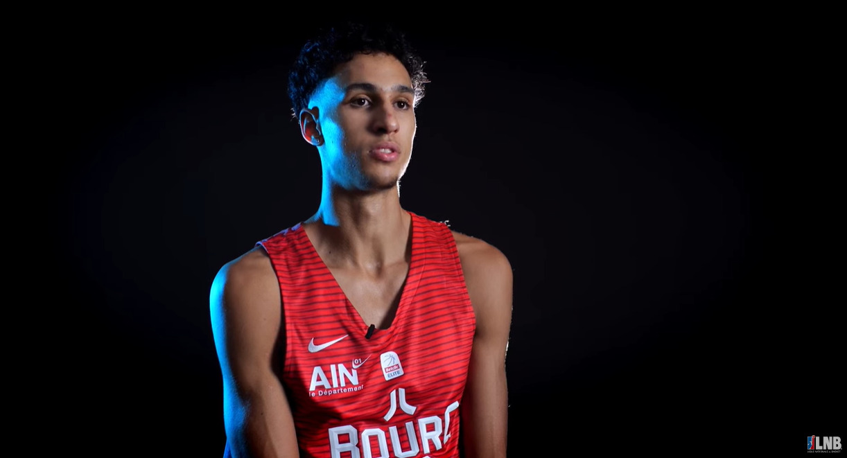 Zaccharie Risacher sélectionné en Équipe de France