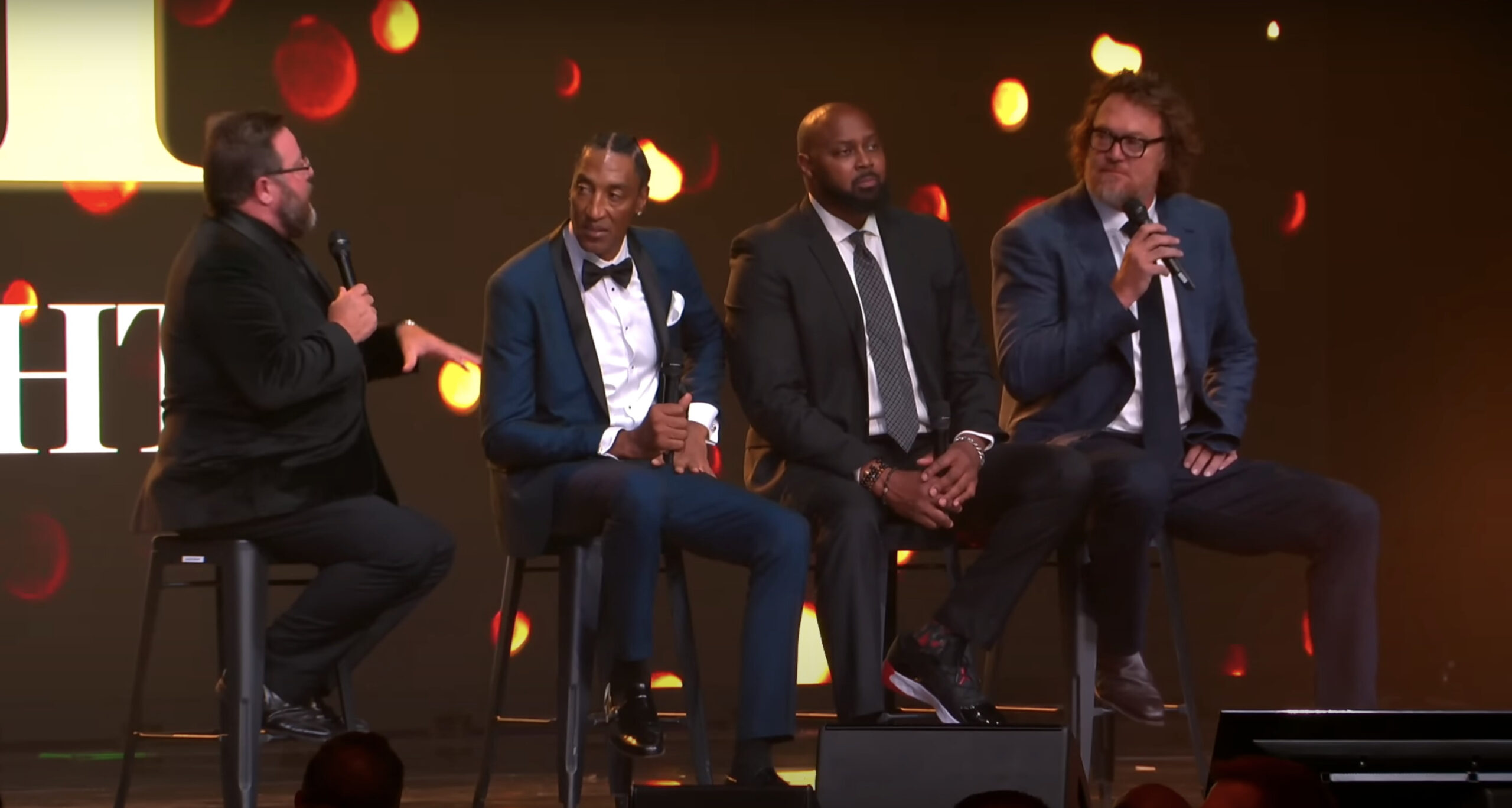 The Last Dance : Scottie Pippen, Horace Grant et Luc Longley contre ...