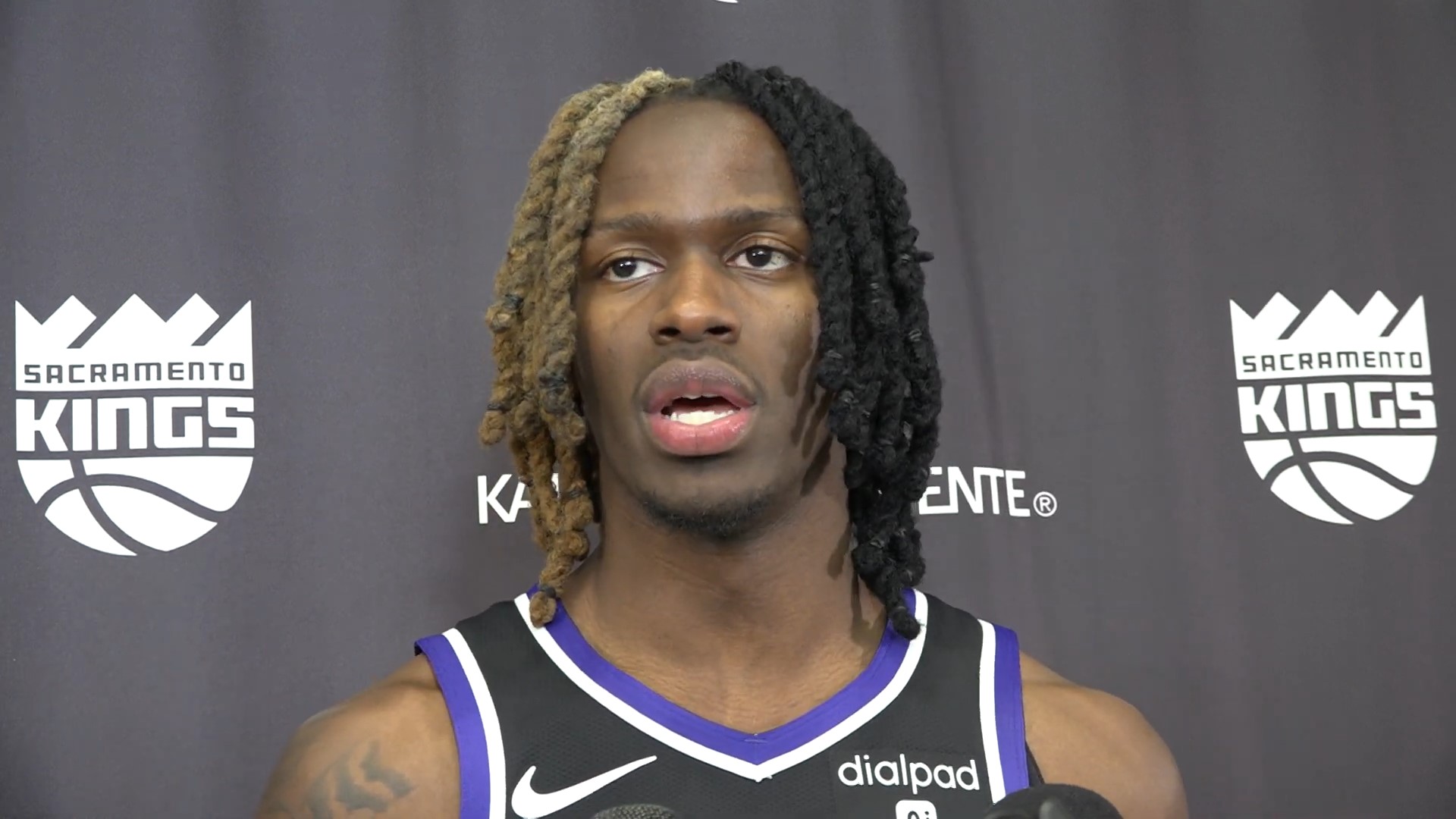 Les Kings offrent un contrat de trois ans à Keon Ellis