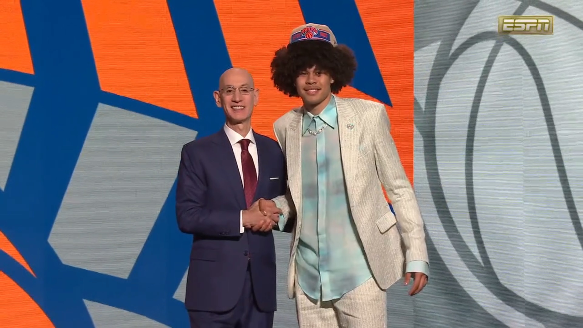 NBA Draft : Kyshawn George sélectionné en n°24 par les Knicks, puis ...