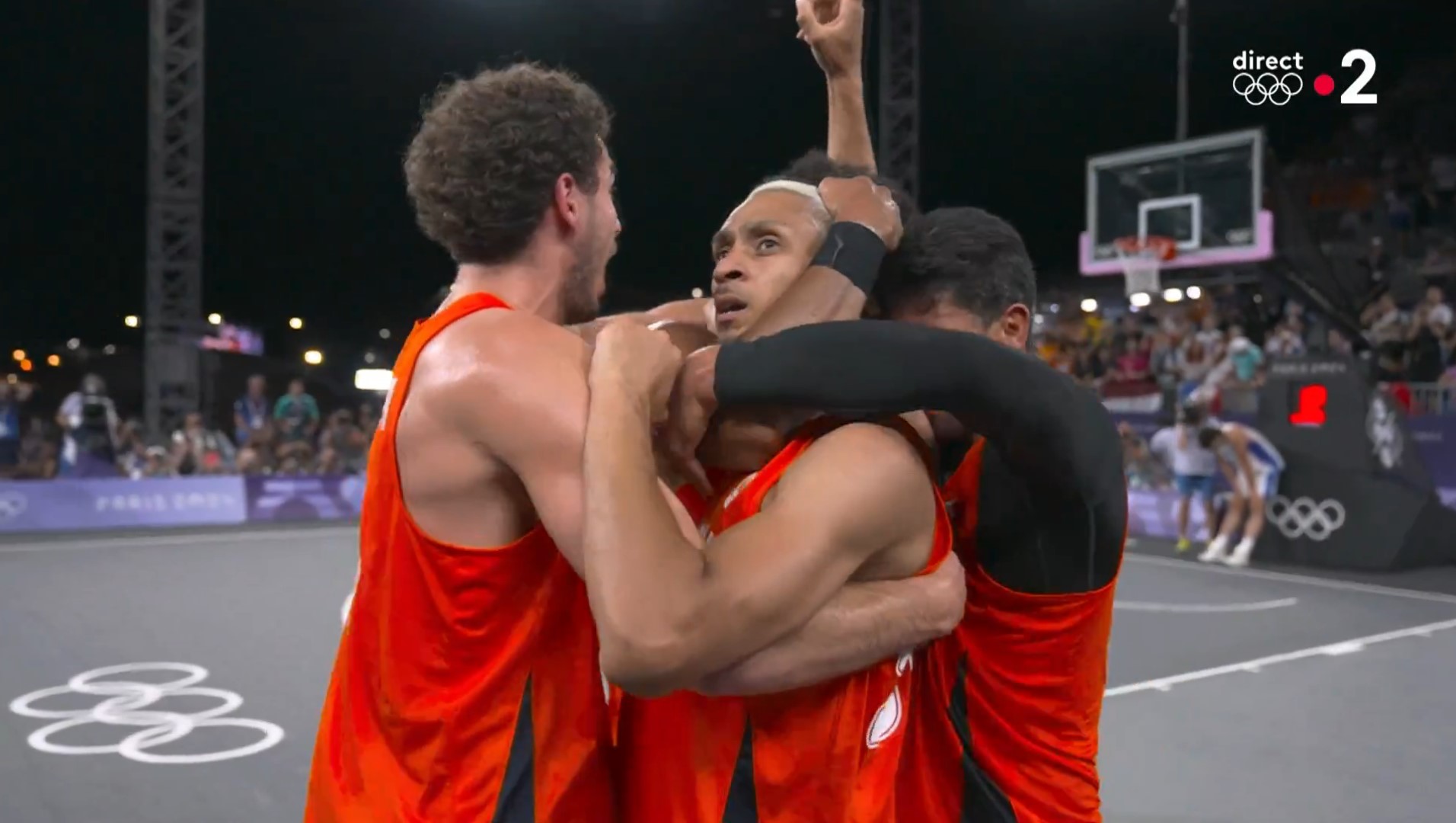 JO Paris 2024 - 3x3 : les Bleus tombent face aux Pays-Bas en finale (17-18)