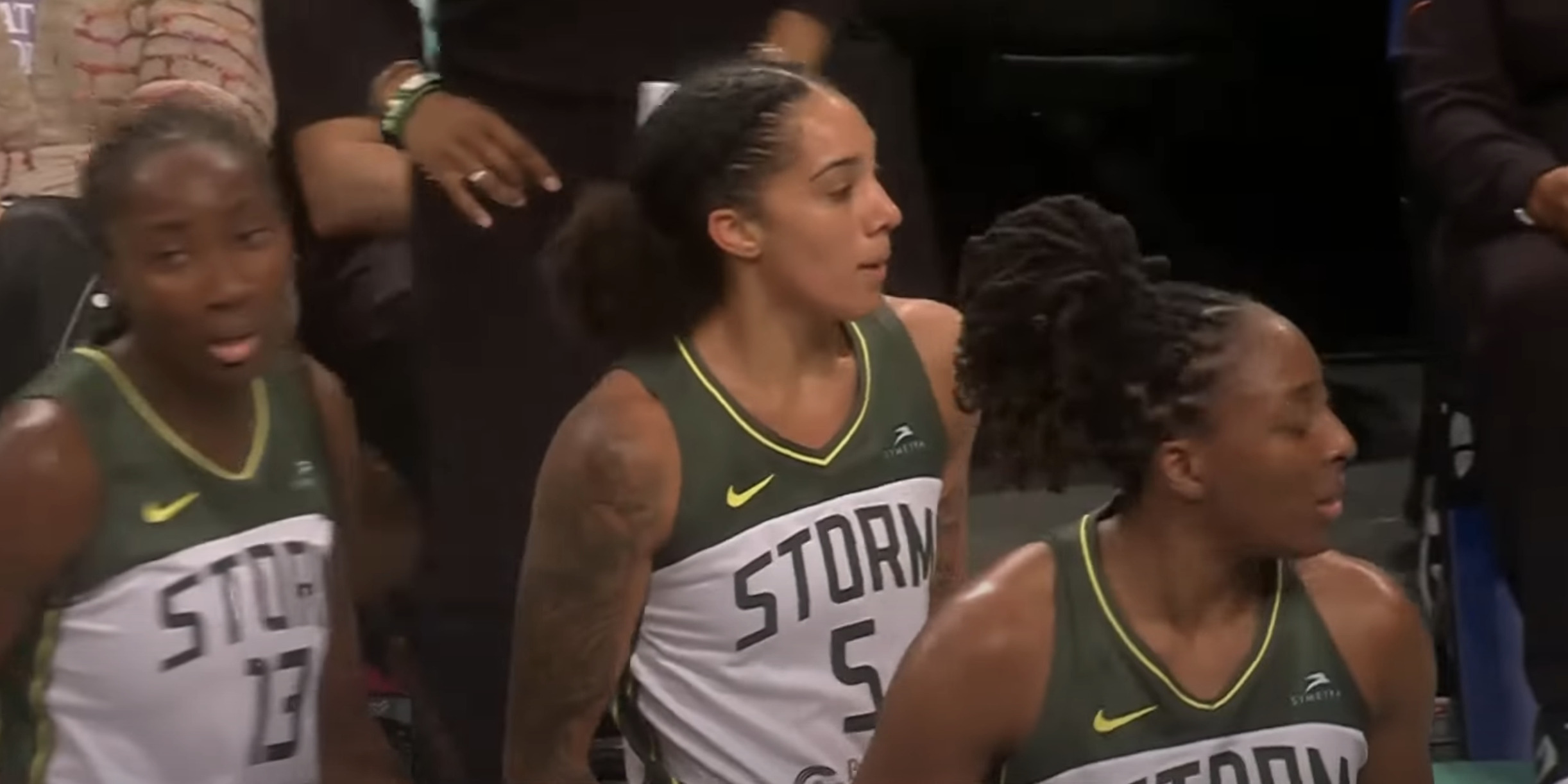 WNBA : Gabby Williams colle 20 points, mais Seattle est éliminé...