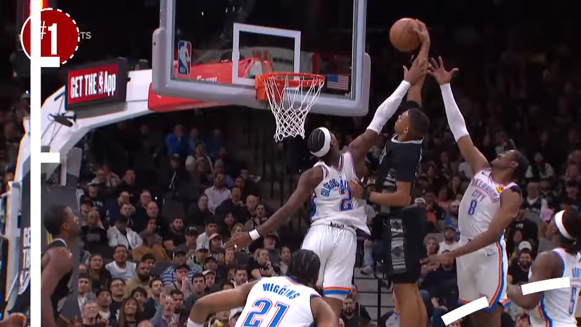 NBA Top 10 : Keldon Johnson a dunké sur tout l'Oklahoma