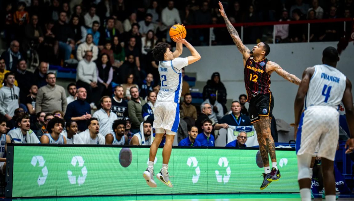 Nolan Traoré performe en Champions League (18 points, 6 passes)