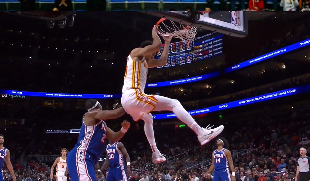 Zaccharie Risacher performe (encore) : 22 points face aux Sixers