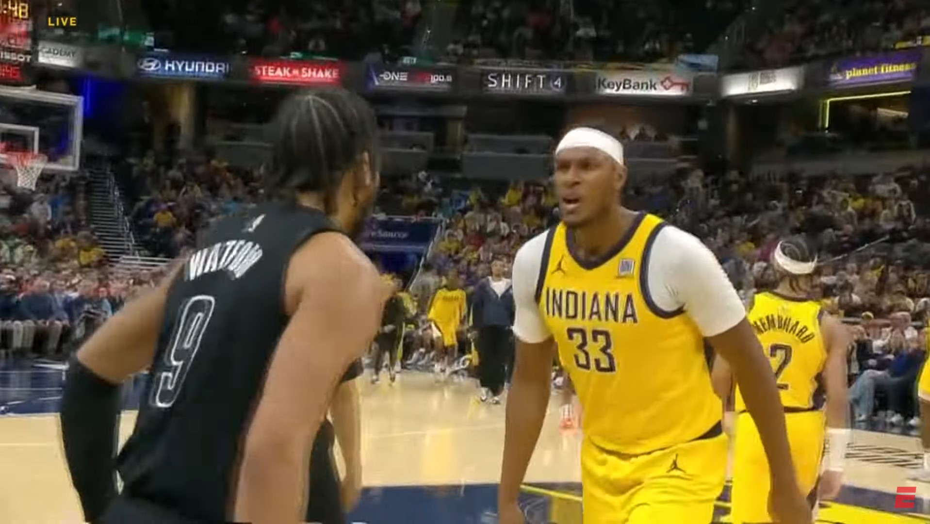 Myles Turner et Trendon Watford à l'amende pour leur mini-baston