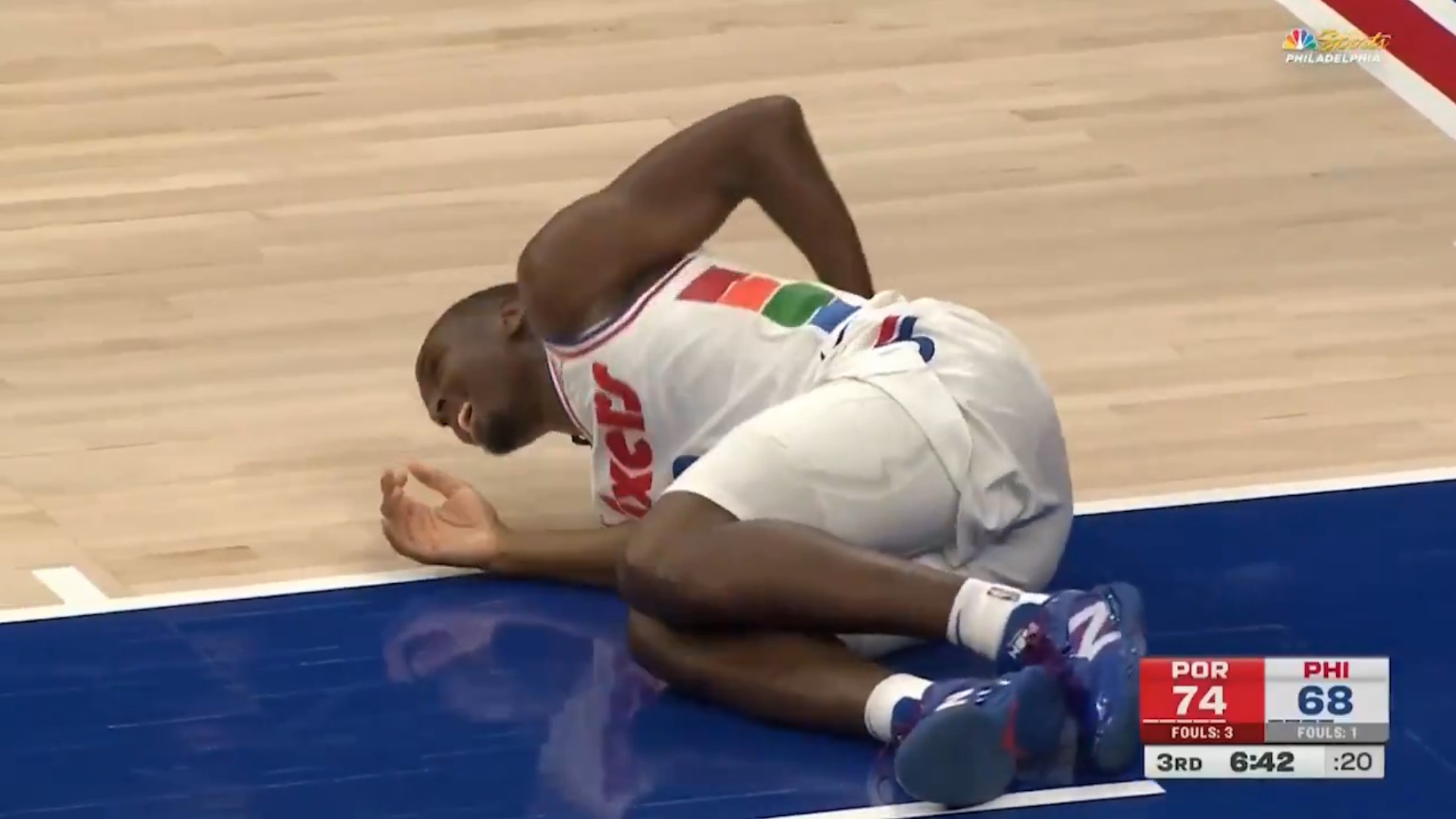 Tyrese Maxey (Sixers) touché au dos