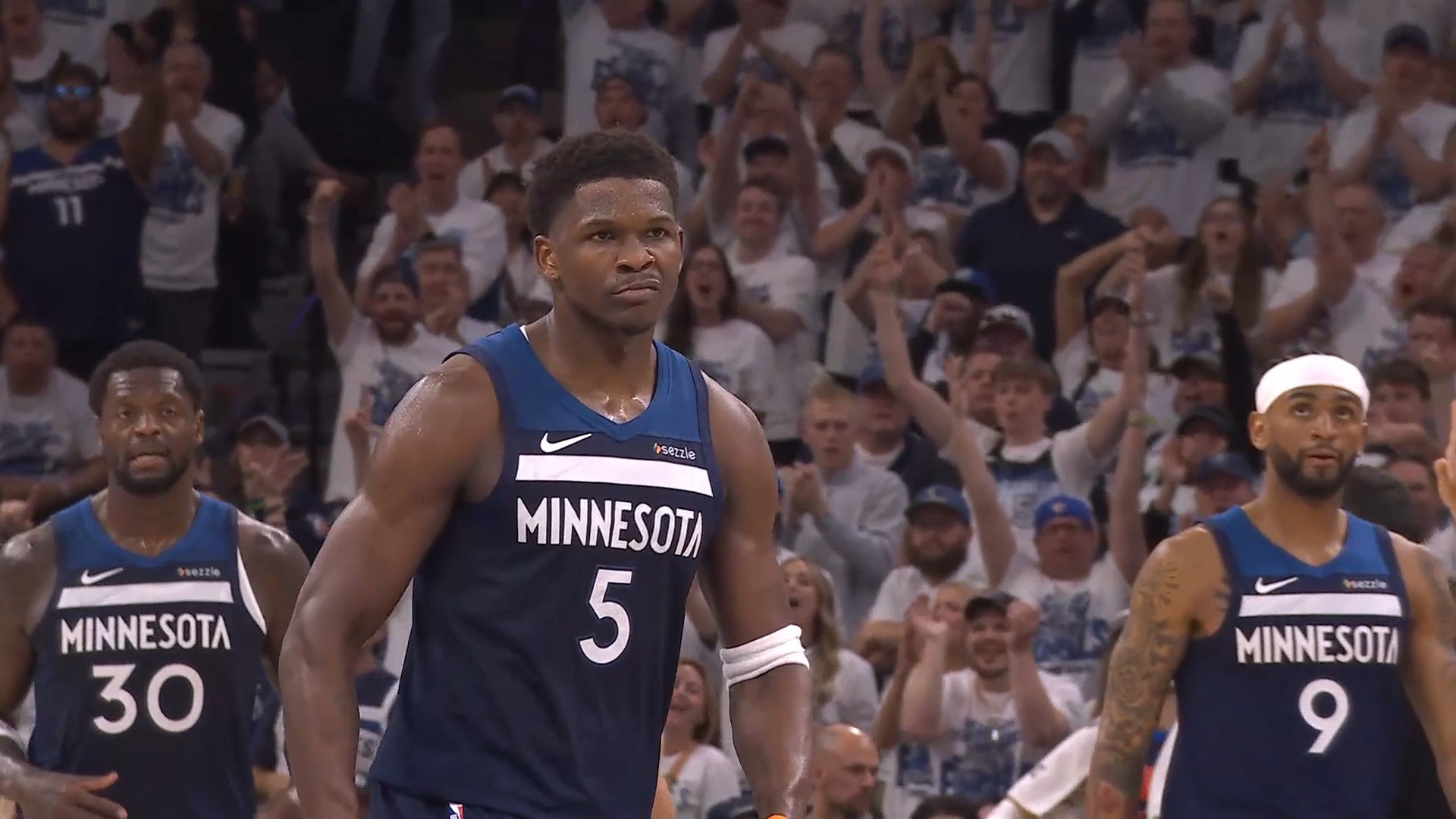 Entre leadership et positive attitude, Anthony Edwards a relancé les Wolves