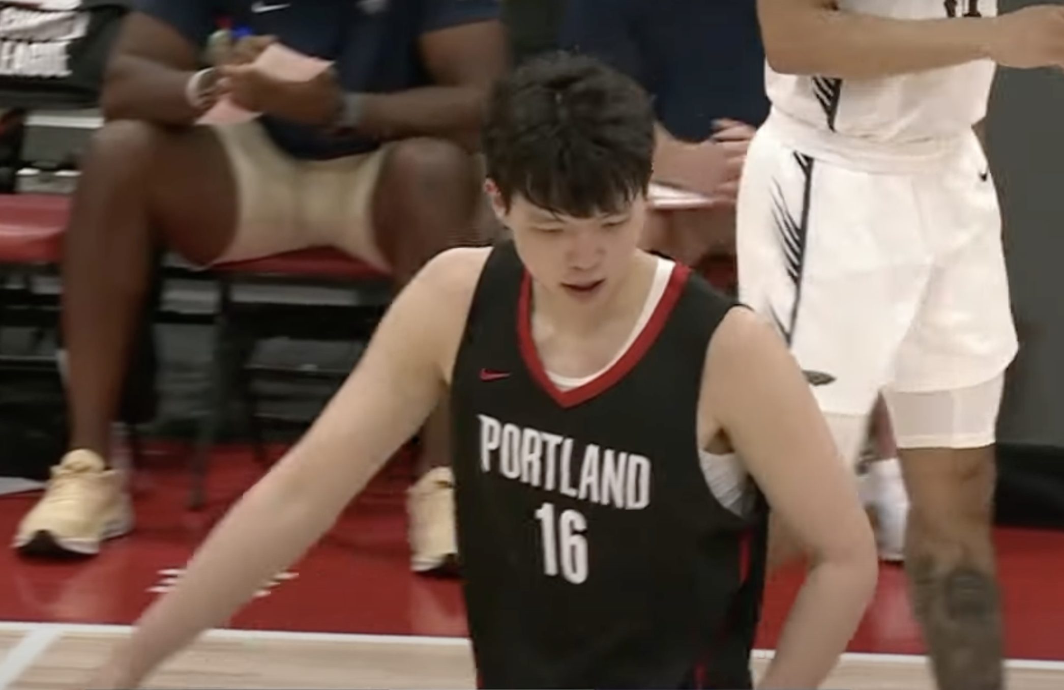 Highlights : Hansen Yang (15 points) continue de régaler